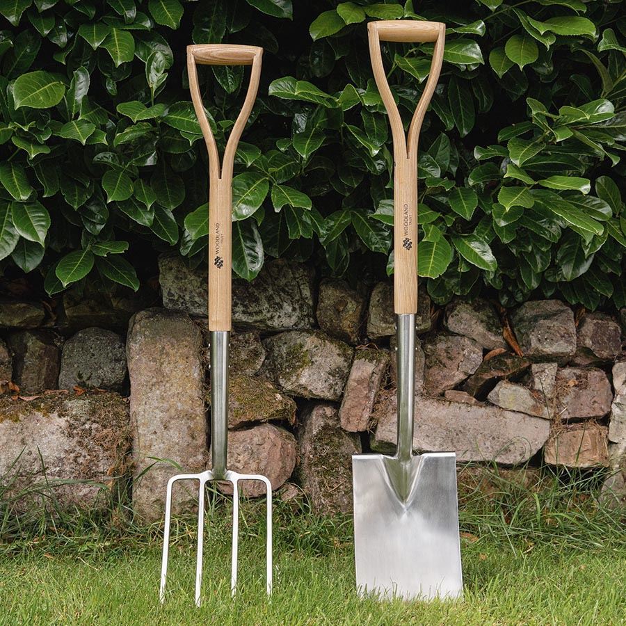 Garden Spade: Wood & Stainless Steel | Woodland Trust Shop